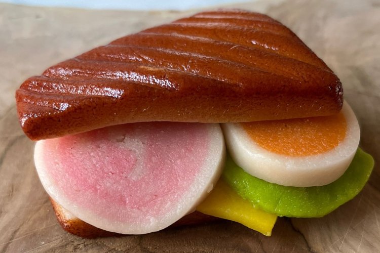 Marsepein: erkend streekproduct in Spanje, bekend suikergoed in Nederland