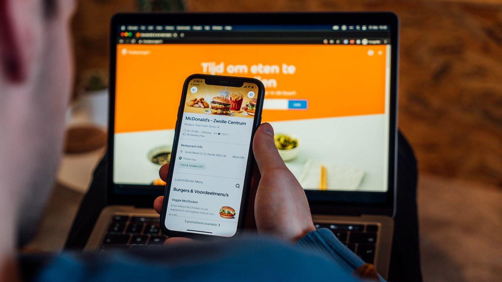 De Flitsbezorger Als Butler De Telefoon Als Afstandsbediening